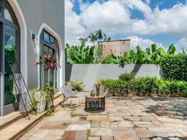 Casa com 4 quartos no Jardim Guedala