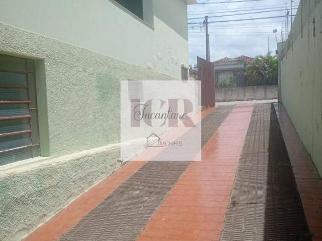 Casa com 4 quartos na Vila Hortência