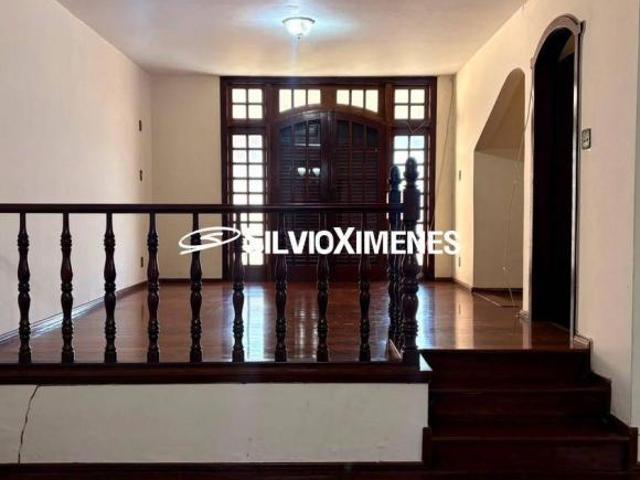 Casa com 4 quartos, São Luiz Belo Horizonte
