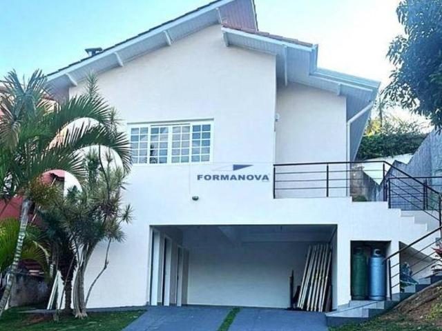 Casa com 4 quartos sendo 1 suíte à venda em condomínio fechado na Granja Viana Cotia/SP