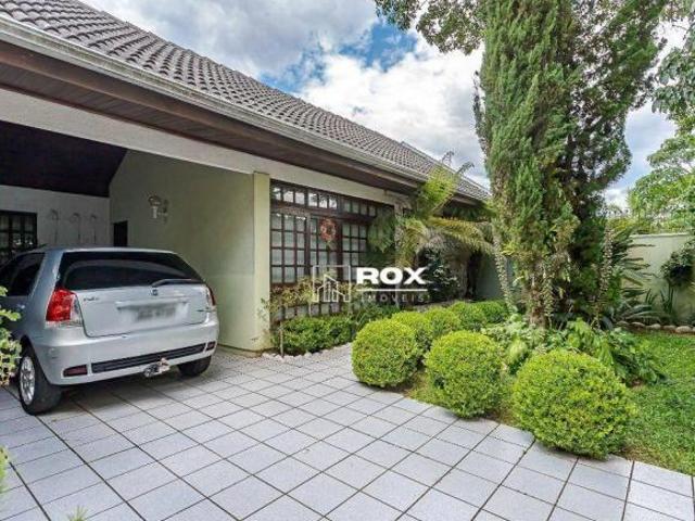 Casa com 4 quartos, sendo 1 suíte à venda, 200 m² por R$ 1.350.000 São Braz, Curitiba/PR