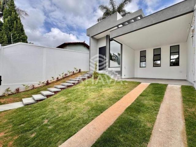 Casa com 4 Quartos sendo 1 Suíte à Venda, 500m², 3 Vagas, Bairro Trevo próximo à Avenida Otacílio N