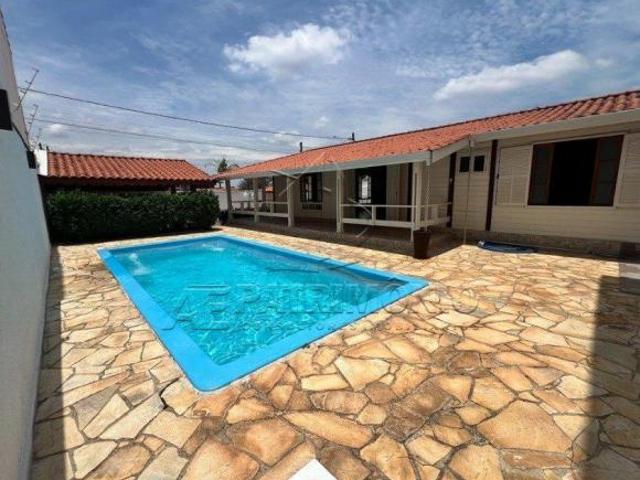 CASA COM 4 QUARTOS SENDO 1 SUITE JARDIM SIRIEMA