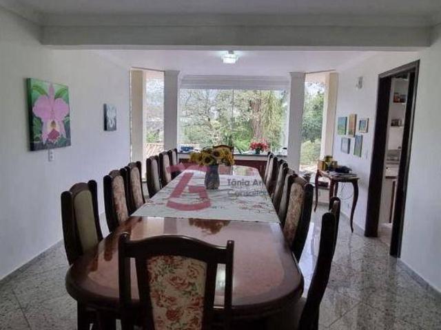 Casa com 4 quartos, sendo 2 suítes à venda, 590 m² por R$ 2.600.000 Jardim Passárgada I Cotia/SP