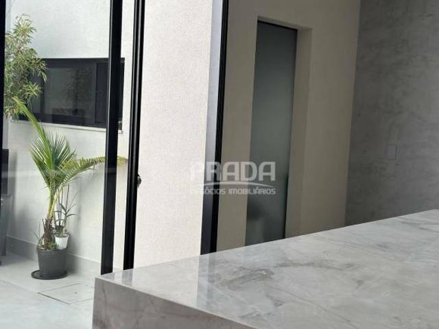 Casa com 4 quartos sendo 2 Suítes à venda, 170 m² Condomínio The Palms Uberlândia/MG