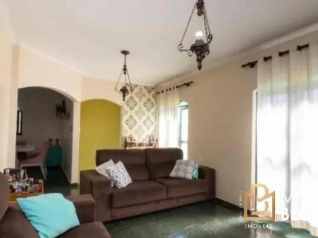 Casa com 4 quartos, sendo 2 suítes, a venda, 244 metros CENTRO