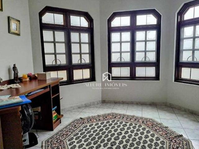 Casa com 4 quartos sendo 2 suítes à venda, 255m² por R$ 850.000,00 Residencial São Paulo Jacareí