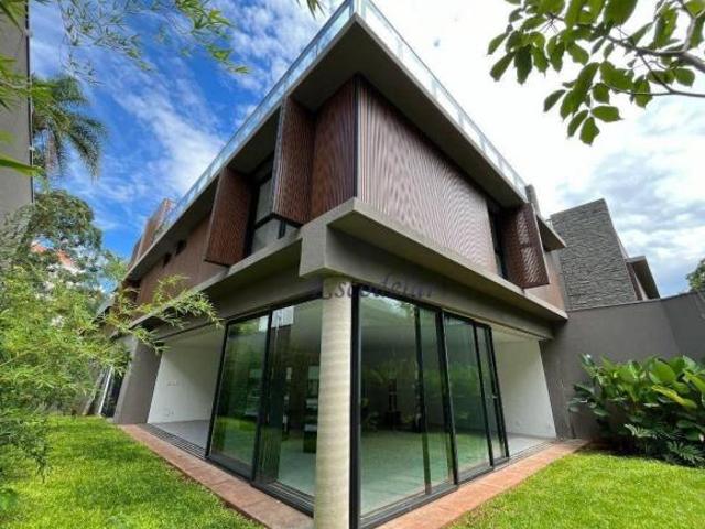 Casa com 4 quartos sendo 4 suítes à venda, 707 m² por R$ 9.370.000 Vila Morumbi São Paulo/SP
