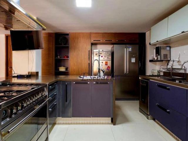 Casa com 4 quartos sendo suítes à venda, 837 m² por R$ 18.000.000 Jardim Guedala São Paulo/SP
