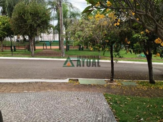 CASA COM 4 QUARTOS SENDO UMA SUÍTE A VENDA NA ZONA LESTE