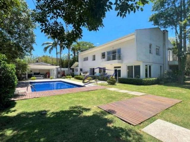Casa com 4 quartos / suítes, 541 m² venda ou aluguel Condomínio Forest Hills Altos de São Fe
