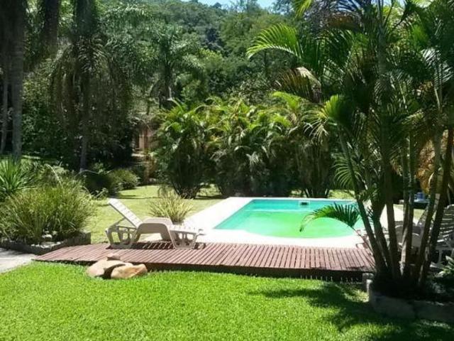 Casa com 4 Quartos para Venda, 430m², por R$ 1.350.000,00, em Jardim Santa Paula, Cotia / SP
