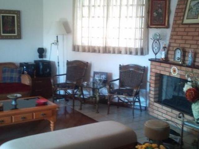 Casa com 4 Quartos para Venda, 800m², por R$ 520.000,00