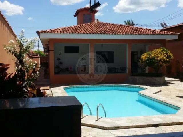 Casa com 4 quartos para venda, 240m² Vila Monte Alegre