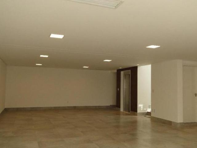 Casa com 4 Quartos para Venda, 384m², por R$ 3.900.000,00, em Cidade São Francisco, São Paulo / SP