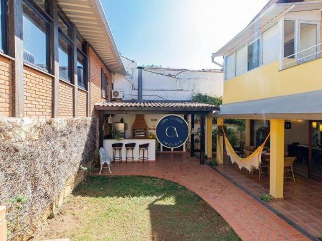 Casa com 4 quartos para venda no Alto de Pinheiros em São Paulo/SP