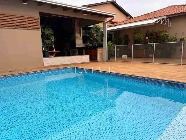 Casa com 4 Quartos para venda ou aluguel, 400m² Jardim Shangri La A