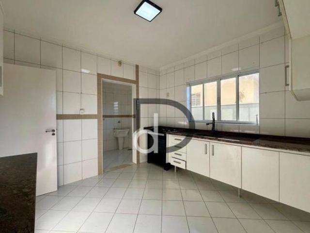 Casa com 4 quartos para alugar, 210 m² por R$ 7.640/mês Condomínio Residencial Mirante do Lenheiro