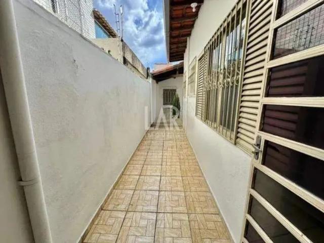 Casa com 4 Quartos para alugar, 230m² Ouro Preto