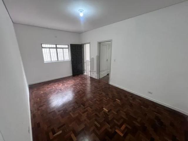 Casa com 4 dormitórios localizado no Bairro Osvaldo Cruz, em São Caetano Do Sul