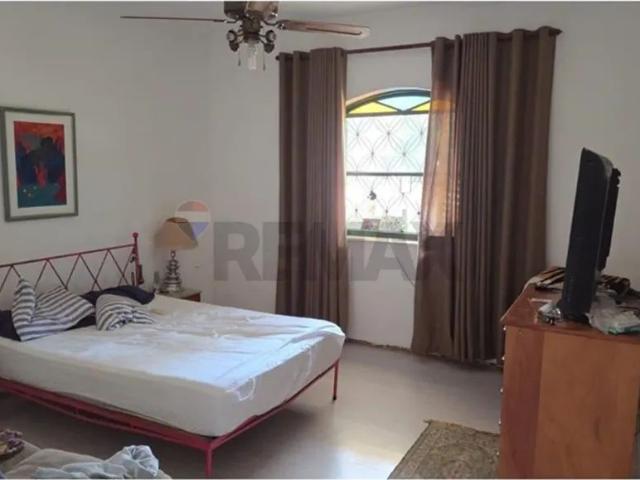 Casa com 4 Quartos para alugar, 350m² Parque Taquaral