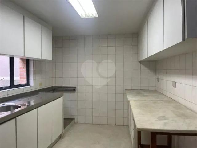Casa com 4 Quartos para alugar, 380m² Alto Da Boa Vista