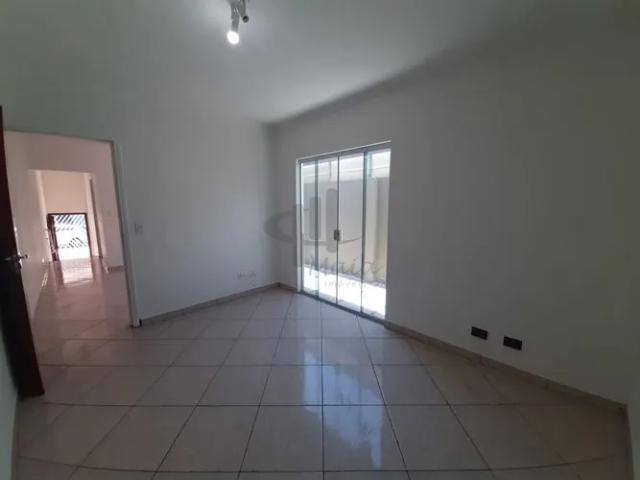 Casa com 4 quartos para alugar
