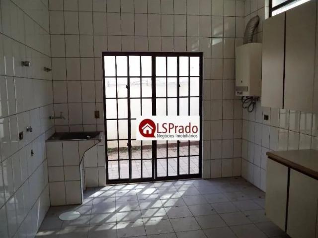 Casa com 4 Quartos para alugar, 432m² Jardim Guedala