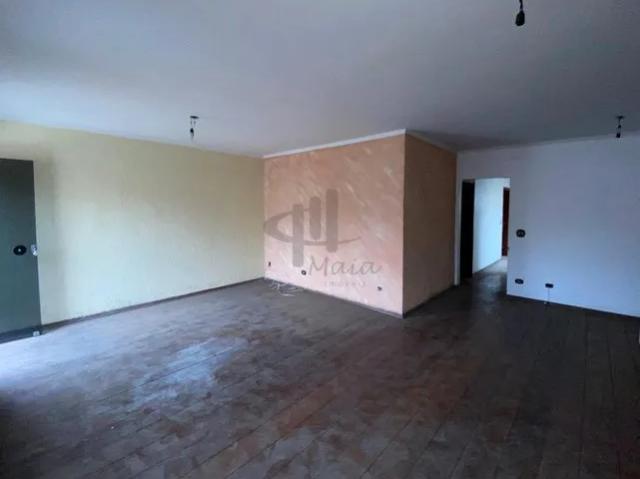 Casa com 4 quartos para alugar