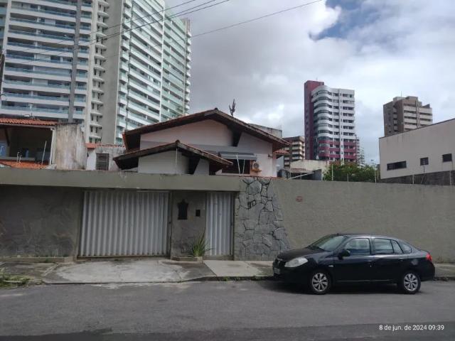 Casa com 4 Quartos para alugar, 700m² Cocó