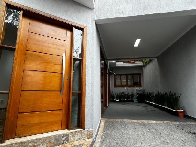 Casa com 4 quartos para alugar no Jardim Itapeva