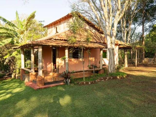 Casa com 4 quartos para alugar na Estrada Jucá Mingote, 12, Centro, São Jerônimo da Serra