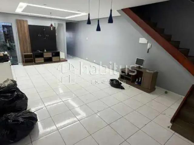 Casa com 4 quartos para alugar na Rua Ibiapava,, Vila Apiaí, Santo André
