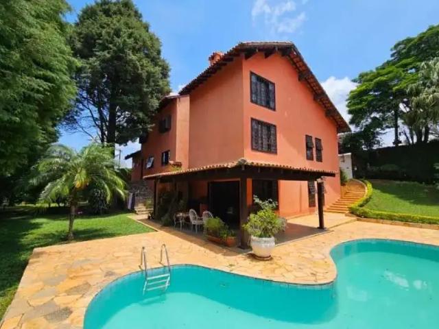 Casa com 4 quartos para alugar na Vila Oliveira, Mogi das Cruzes