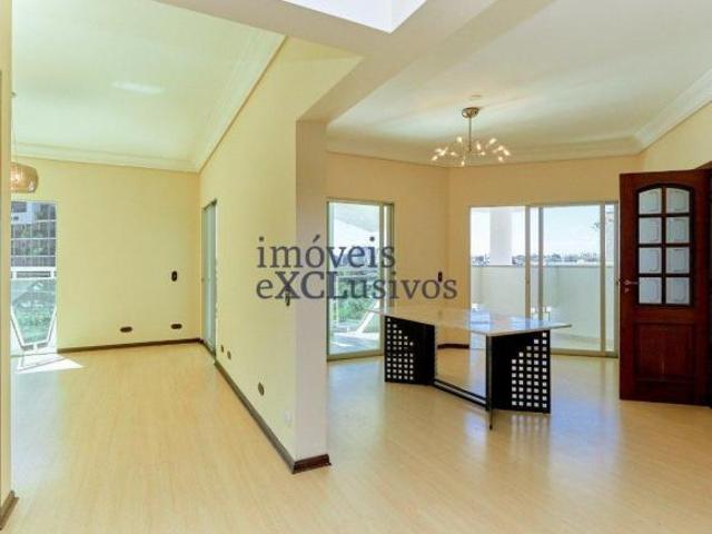 CASA COM 4 QUARTOS PARA COMPRAR NO ECOVILLE!
