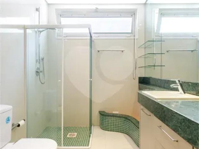 Casa com 4 quartos para locação em Pacaembu SP