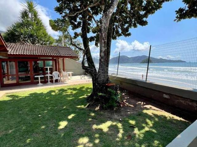 Casa com 4 quartos, Praia do Sapê, Ubatuba R$ 4 mi, Cod: 2709