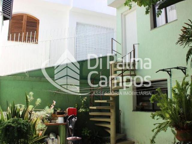 Casa com 4 quartos, quintal e churrasqueira à venda no bairro Sacomã
