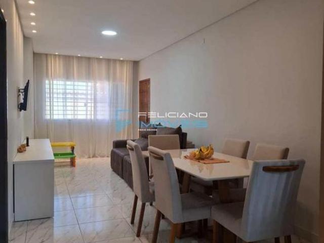 Casa com 4 quartos, Real, Praia Grande R$ 900 mil, Cod: 7573