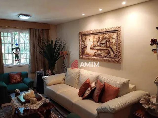 Casa com 4 Quartos à Venda, 350 m² por R$ 1.250.000 Badu Niterói/RJ