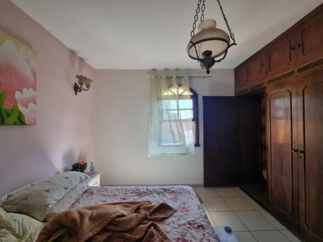 Casa com 4 quartos à venda em Contagem
