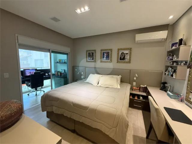 Casa com 4 quartos à venda em Ponta Da Praia SP