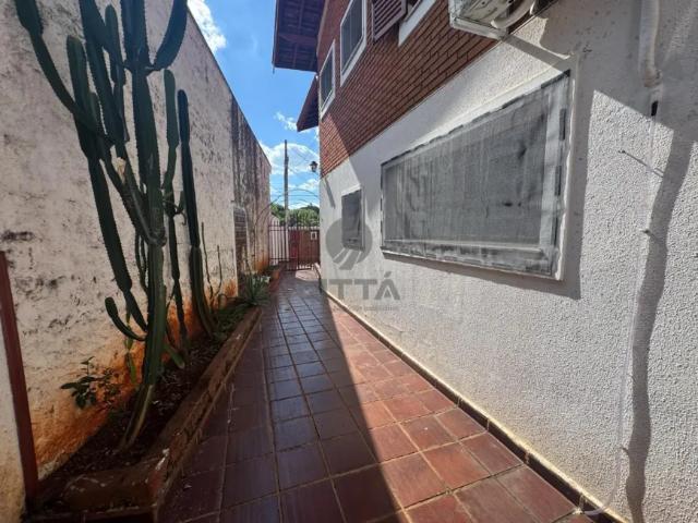 Casa com 4 quartos à venda no Taquaral em Campinas/SP