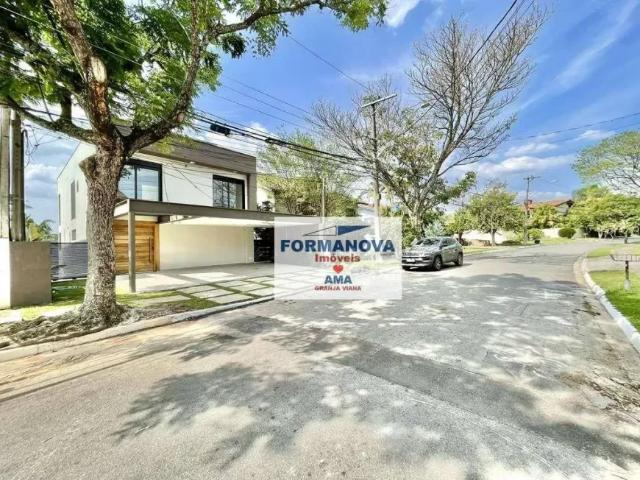 Casa com 4 suítes à venda no condomínio São Paulo II na Granja Viana