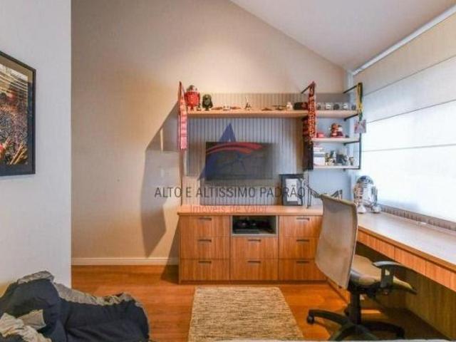 Casa com 4 suítes 4 vagas a venda na Cidade Jardim