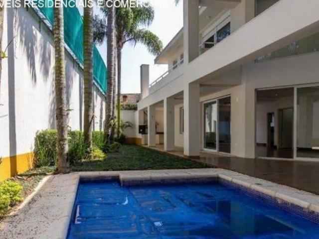Casa com 4 suítes 6 vagas a venda no Brooklin