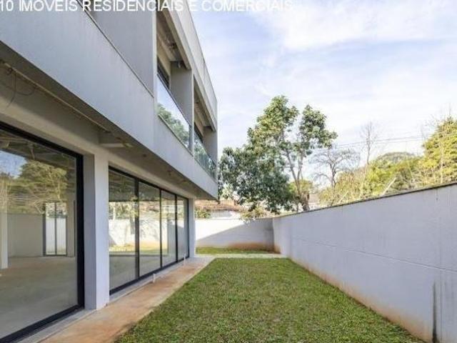 Casa com 4 suítes 7 vagas a venda no Alto da Boa Vista