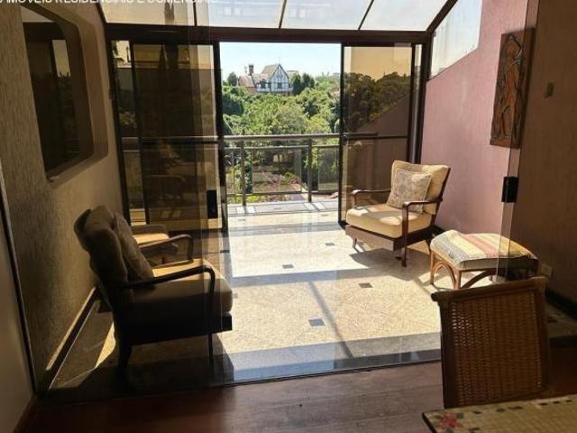 Casa com 4 suítes 2 vagas a venda no Panamby