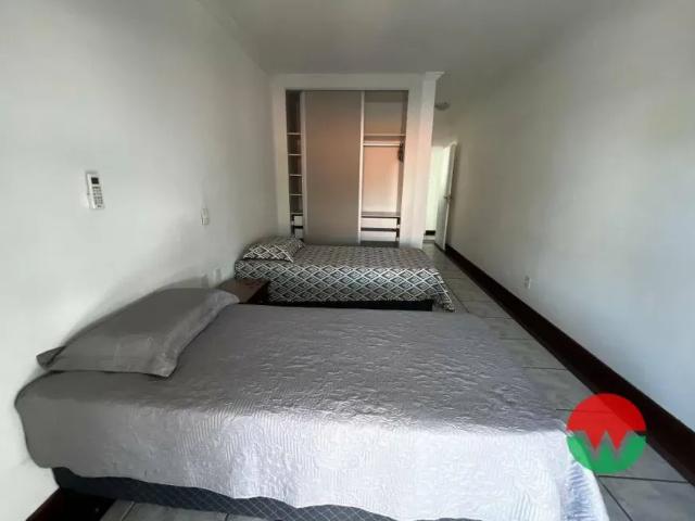 Casa com 4 suites, 370 m² venda por R$ 2.200.000 ou aluguel por R$ 3.300/dia Jardim Acapulco G