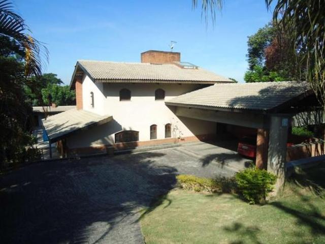 Casa com 4 suítes à venda na Granja Viana Jandira/SP